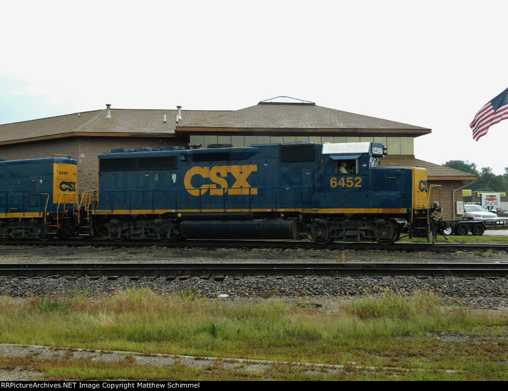 CSX 6452 - GP40-2